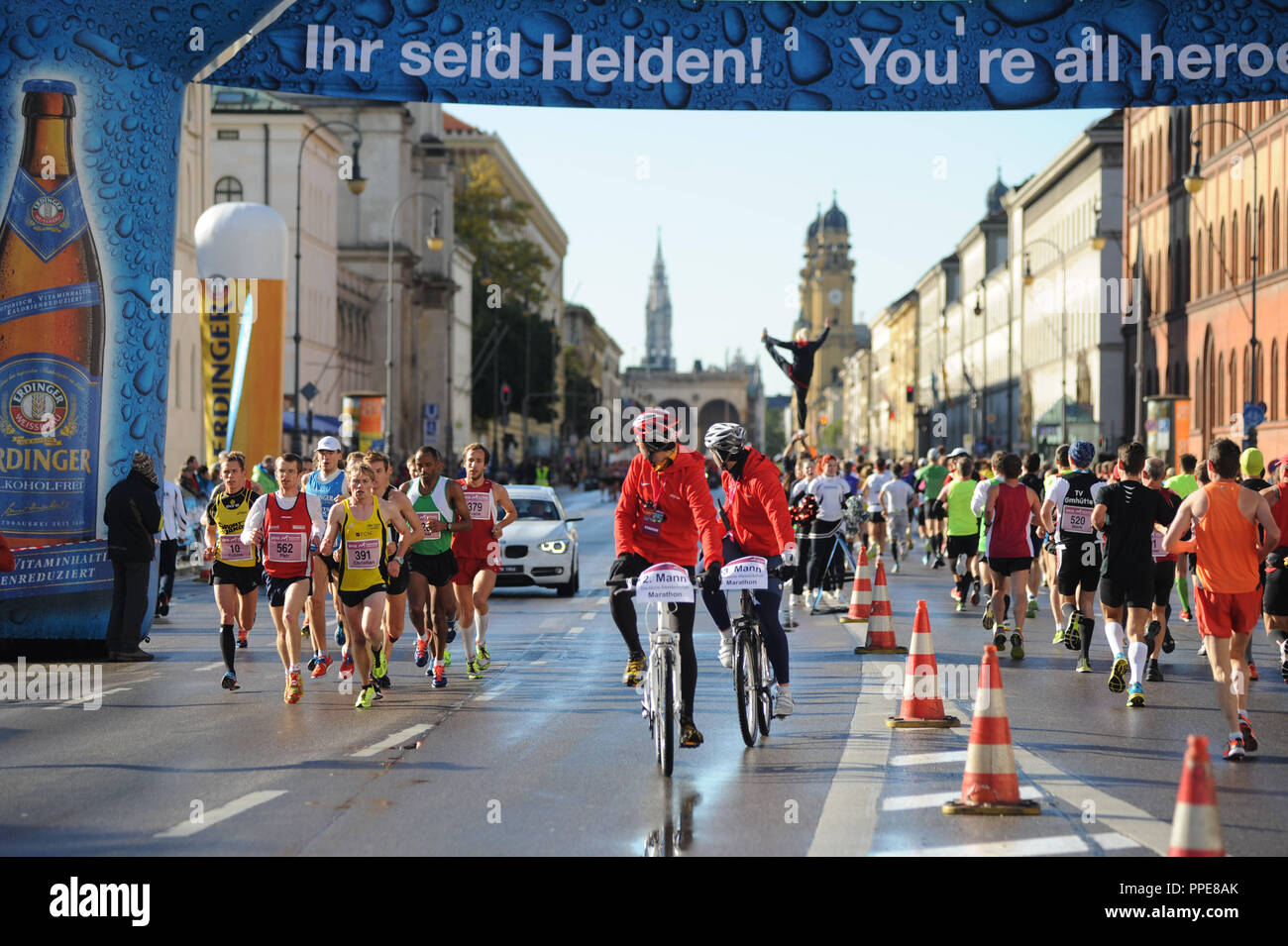 The leading group in the Ludwigstrasse during the 28th Munich Marathon ...