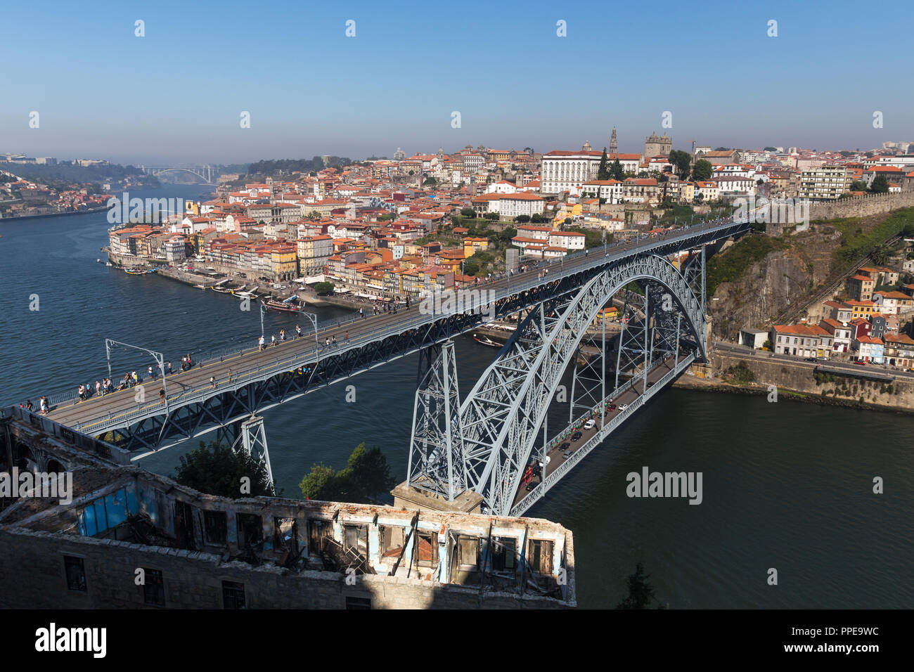 Bridge in portugal hi-res stock photography and images - Alamy