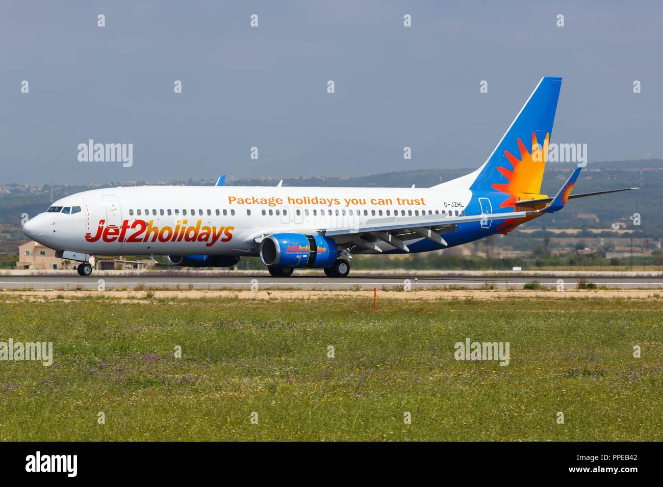 Palma de Mallorca, Spain - May 12, 2018: Jet2 Holidays Boeing 737 ...