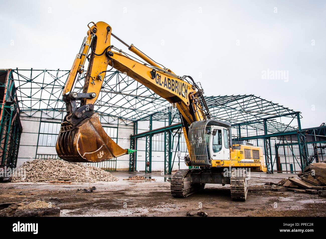 Liebherr R 954C demolition excavator with short boom on a demolition ...