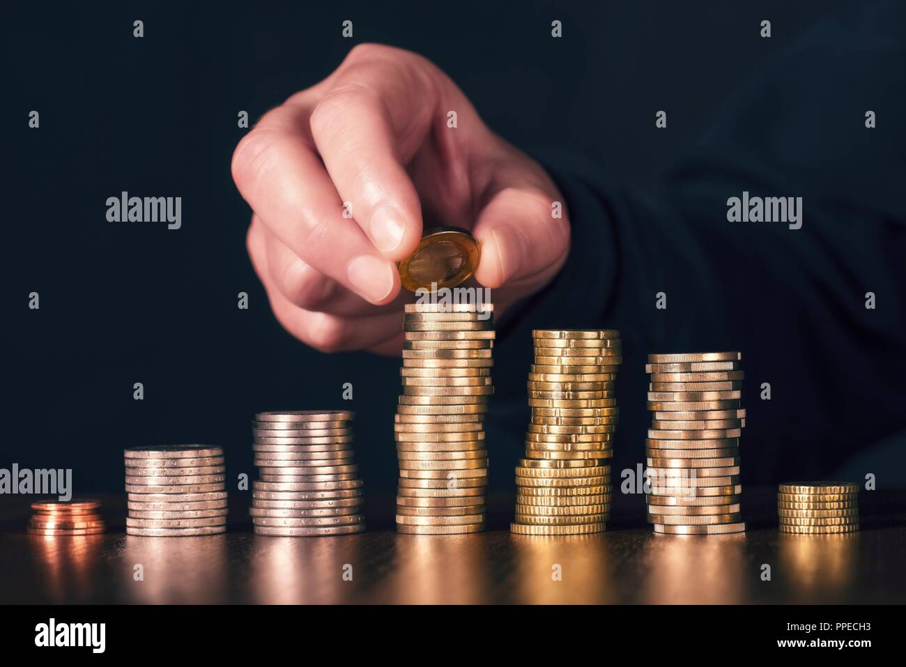 Foreign Currencies Stacks High Resolution Stock Photography and Images ...