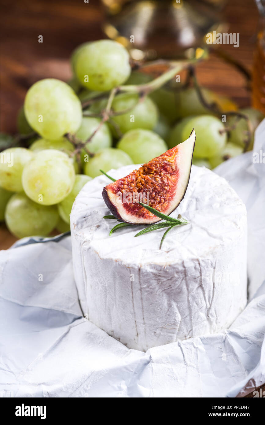 French brie cheese wedge hi-res stock photography and images - Alamy