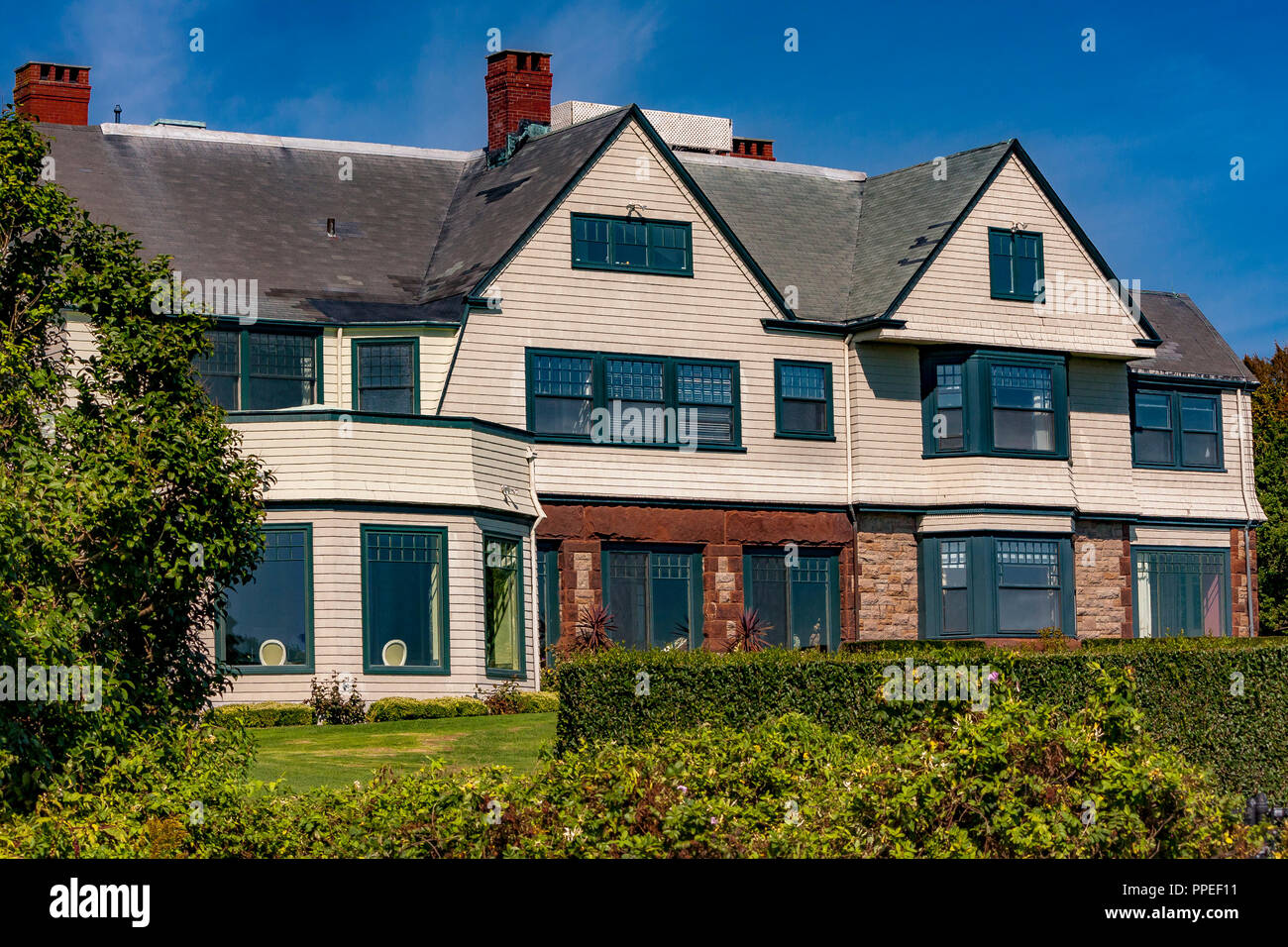Mansion along The Cliff Walk trail , Newport Rhode Island ,USA Stock ...