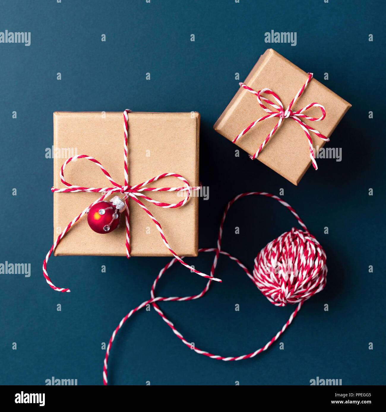 Giftbox tied ribbon paper hi-res stock photography and images - Alamy