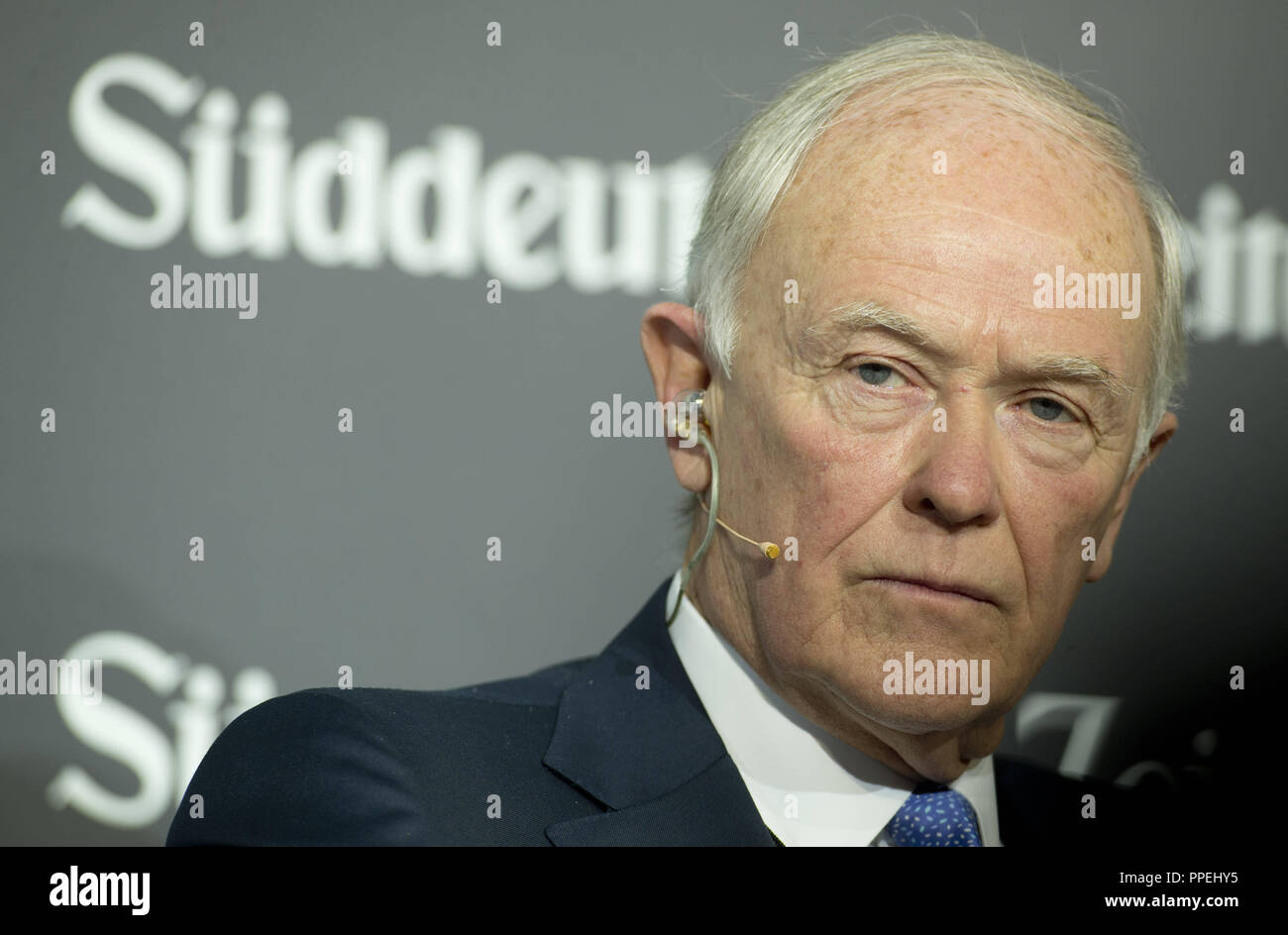 Sir tim clark emirates hi-res stock photography and images - Alamy