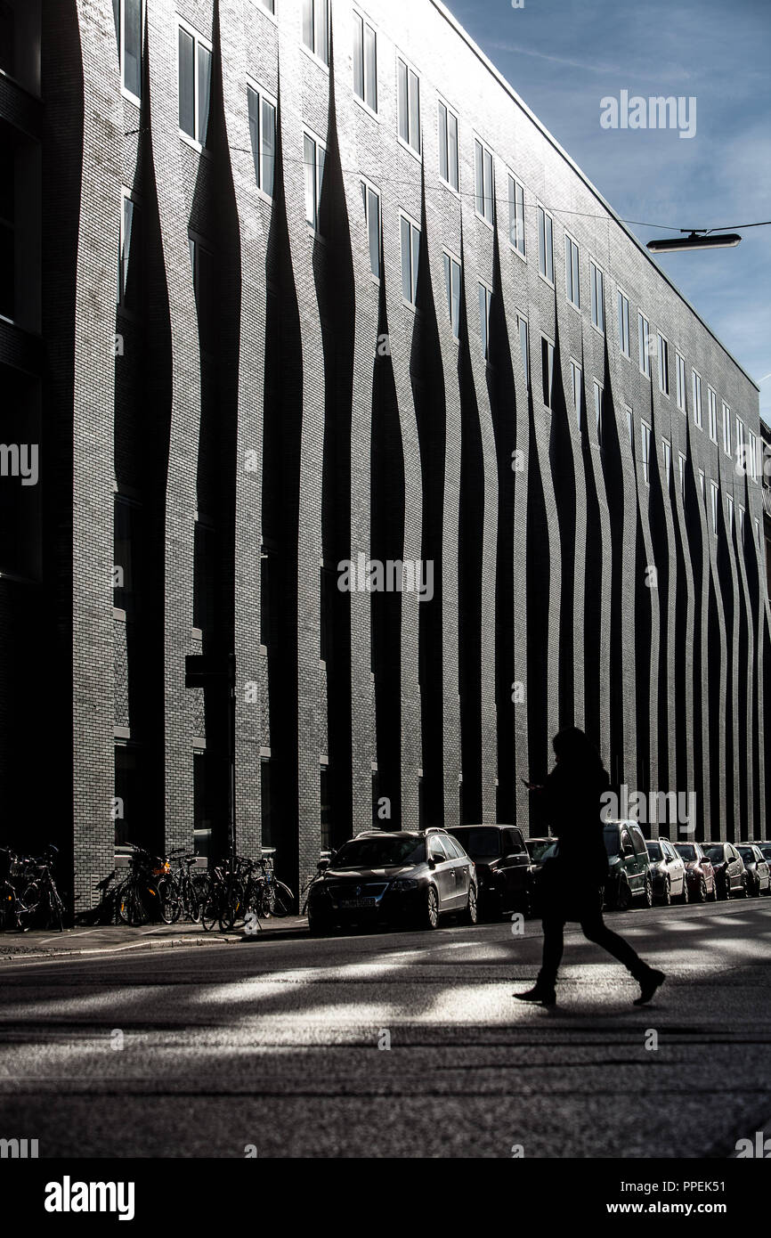 The facade of a building of the Technical University (TUM) in ...