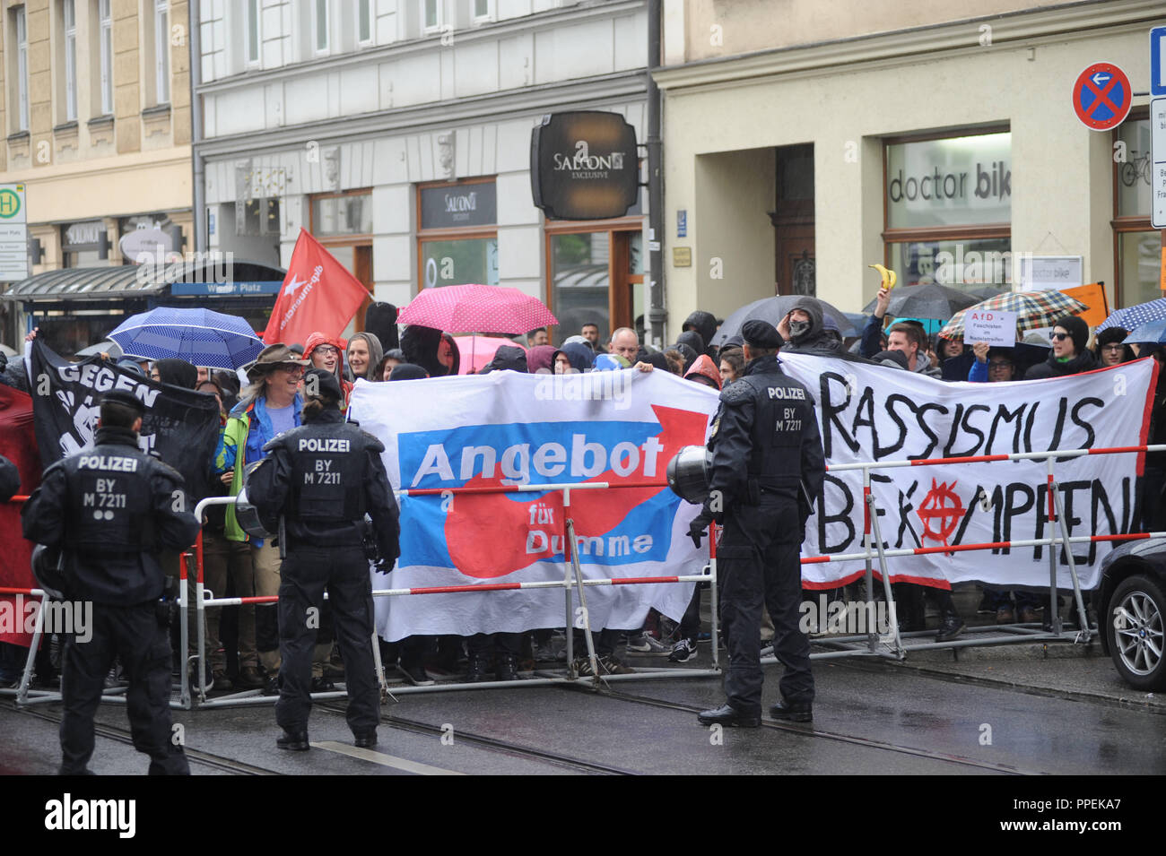 Afd rally hi-res stock photography and images - Alamy