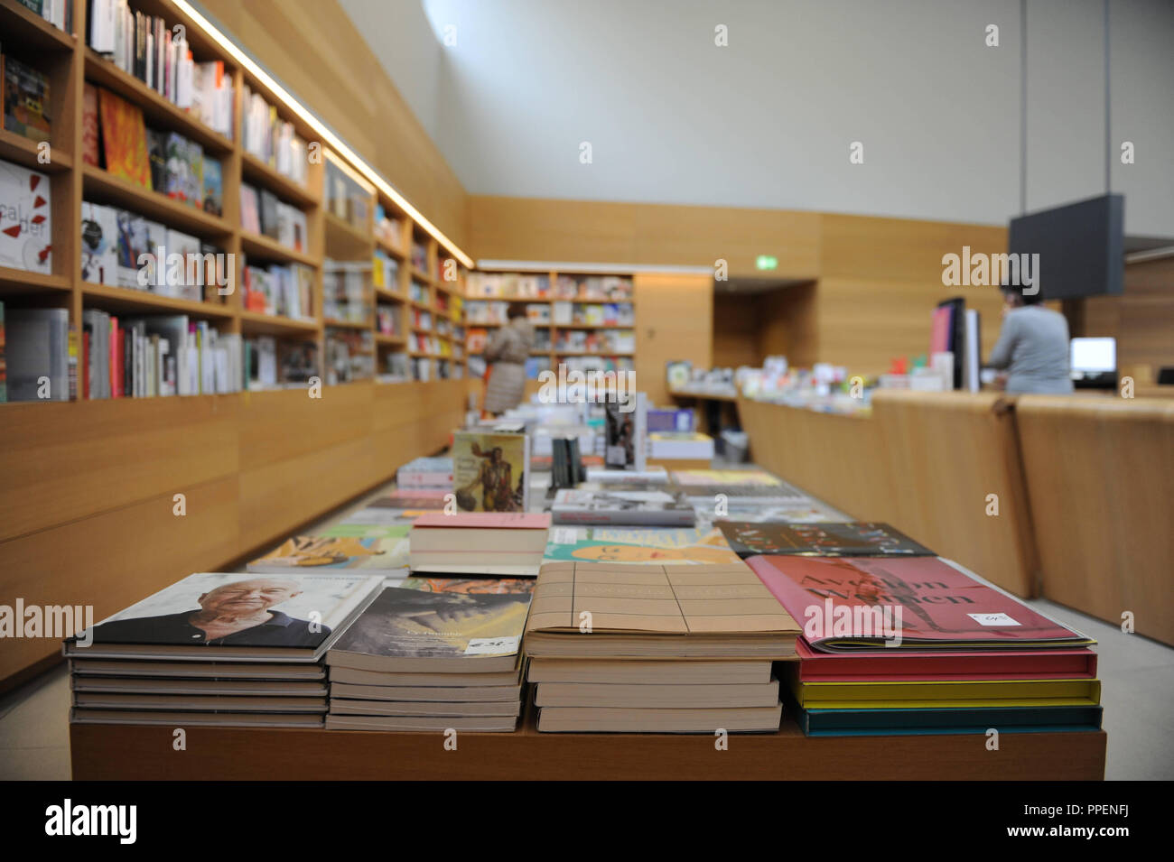 Picture book museum hi-res stock photography and images - Alamy