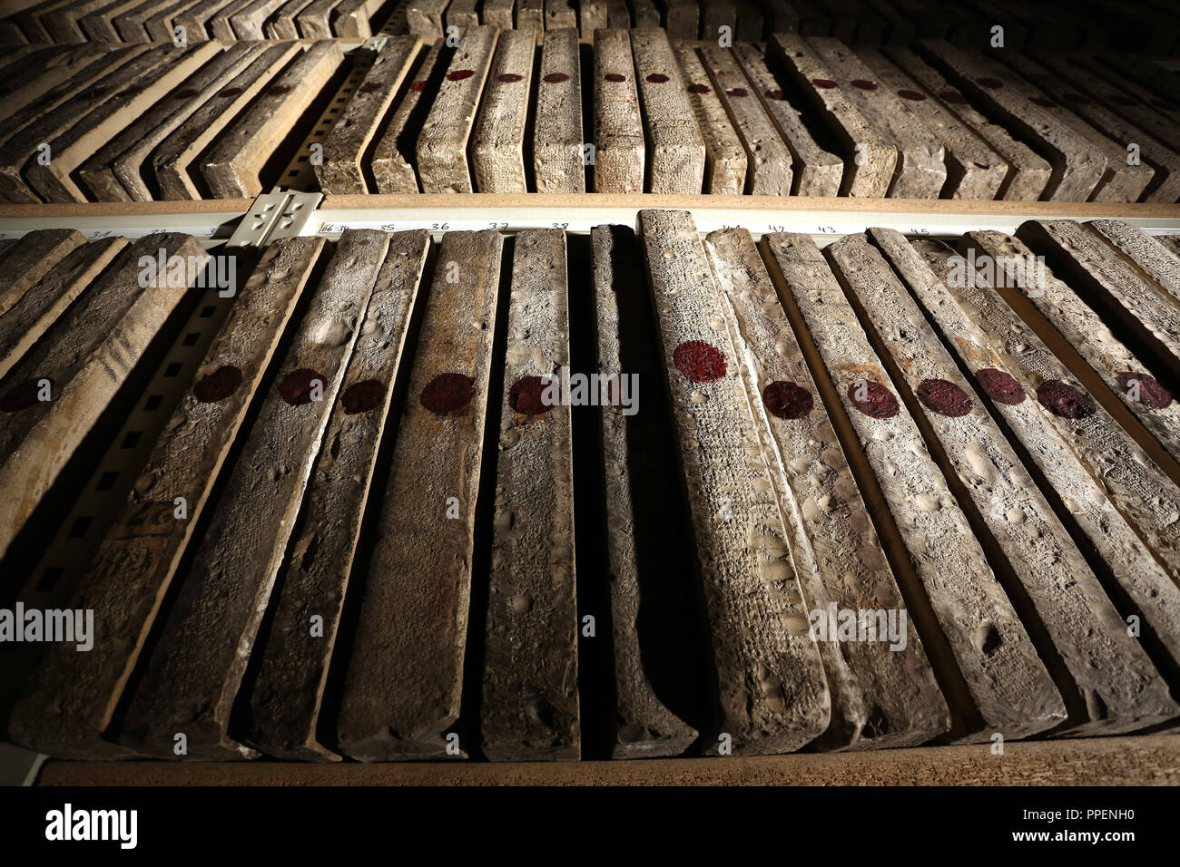 Lithography printing plates hi-res stock photography and images - Alamy