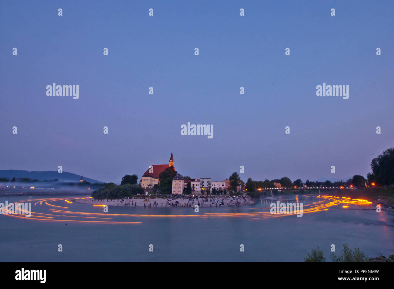 Candles 3000 hi-res stock photography and images - Alamy