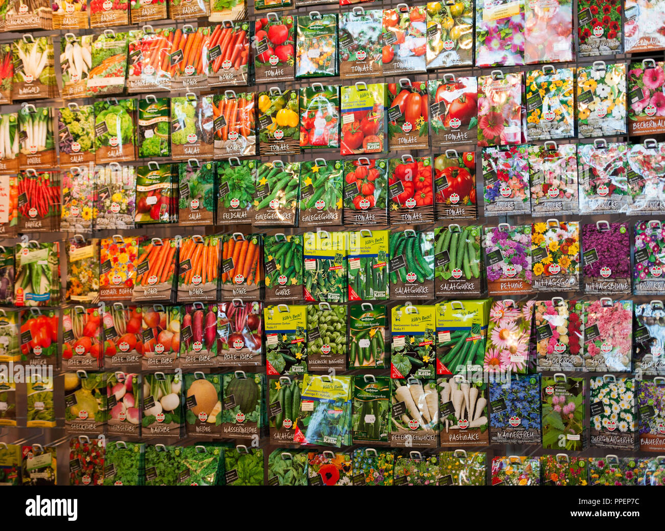 Trade show vendors booth hi-res stock photography and images - Alamy