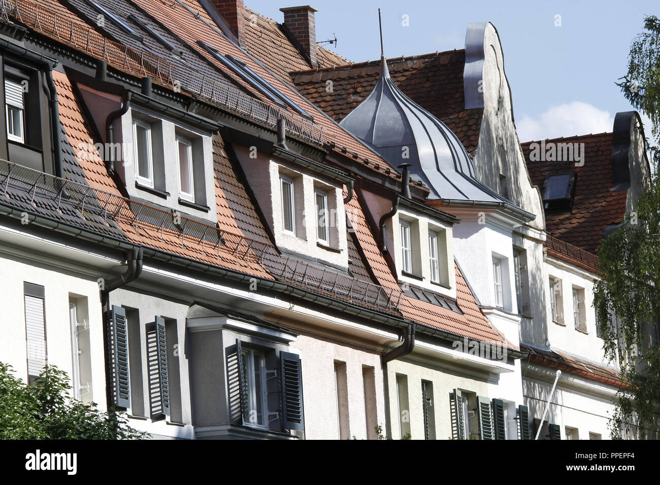 Houses of the villa colony Schlosspark Laim in the park of the former ...