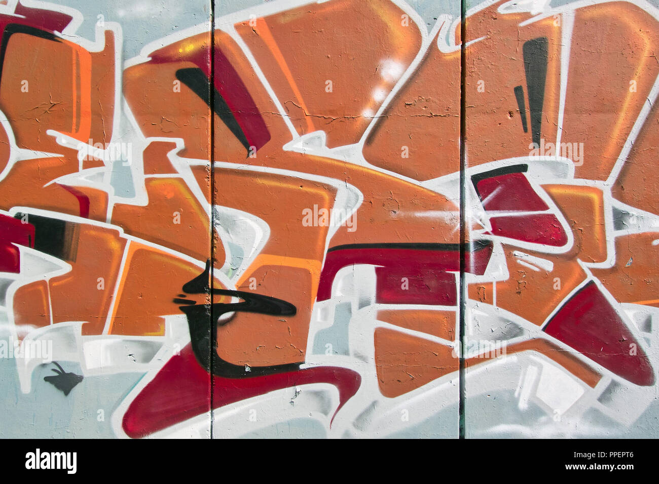 graffiti in warm tones and three-dimensional effect Stock Photo - Alamy