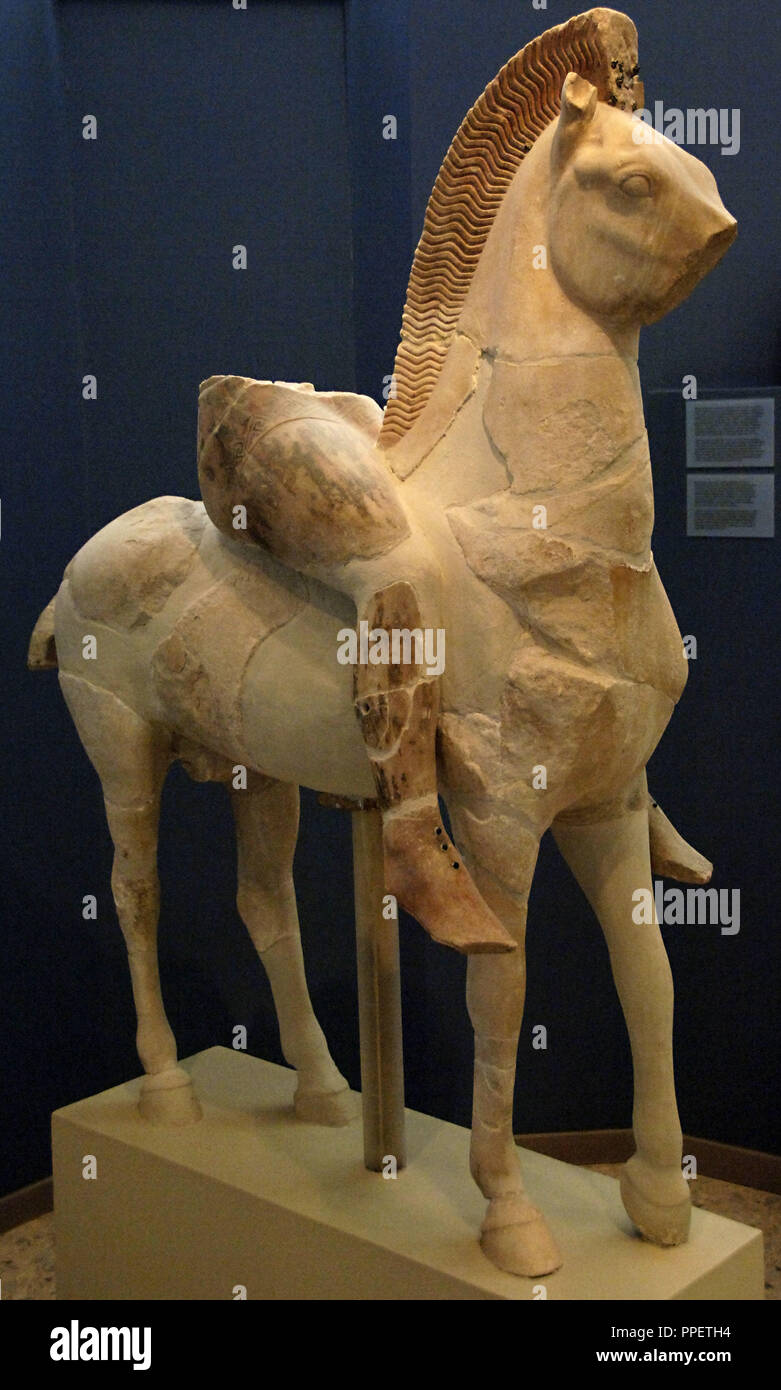 Ancient greek horse rider hi-res stock photography and images - Alamy