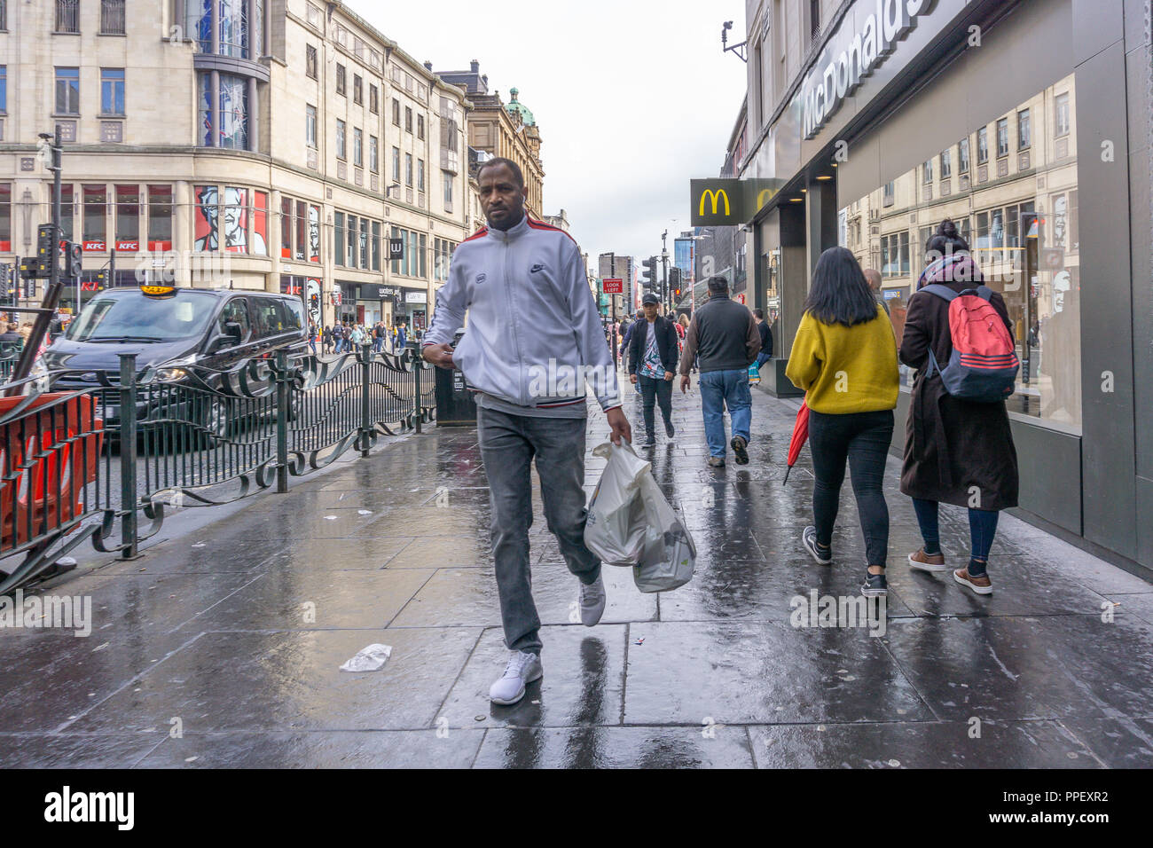 Scottish outlets hi-res stock photography and images - Alamy