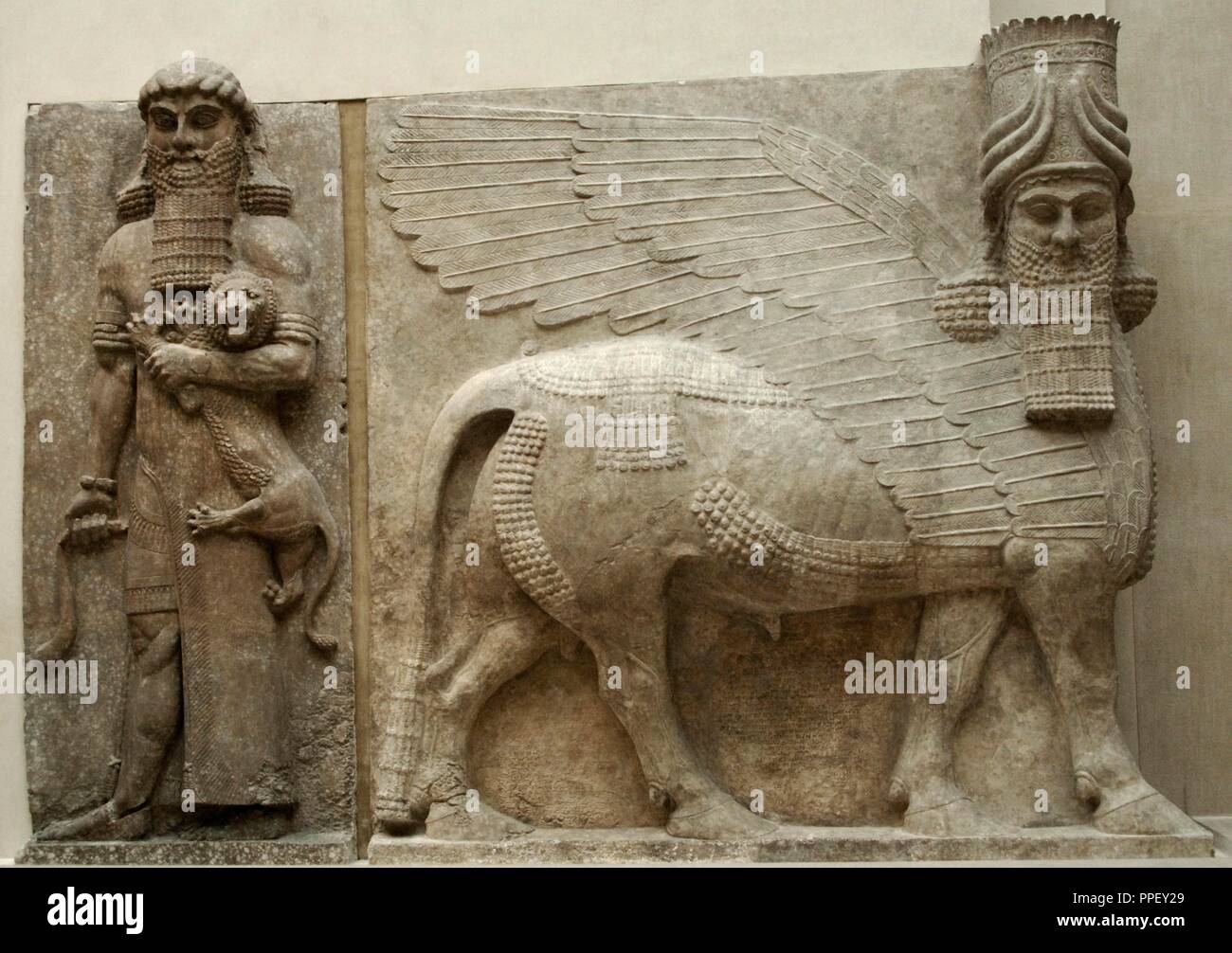 Relieves del palacio asirio hi-res stock photography and images - Alamy