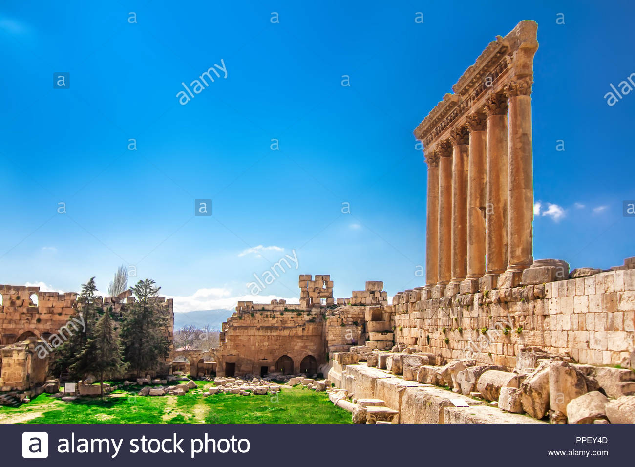 Baalbek Lebanon Stock Photos & Baalbek Lebanon Stock Images - Alamy