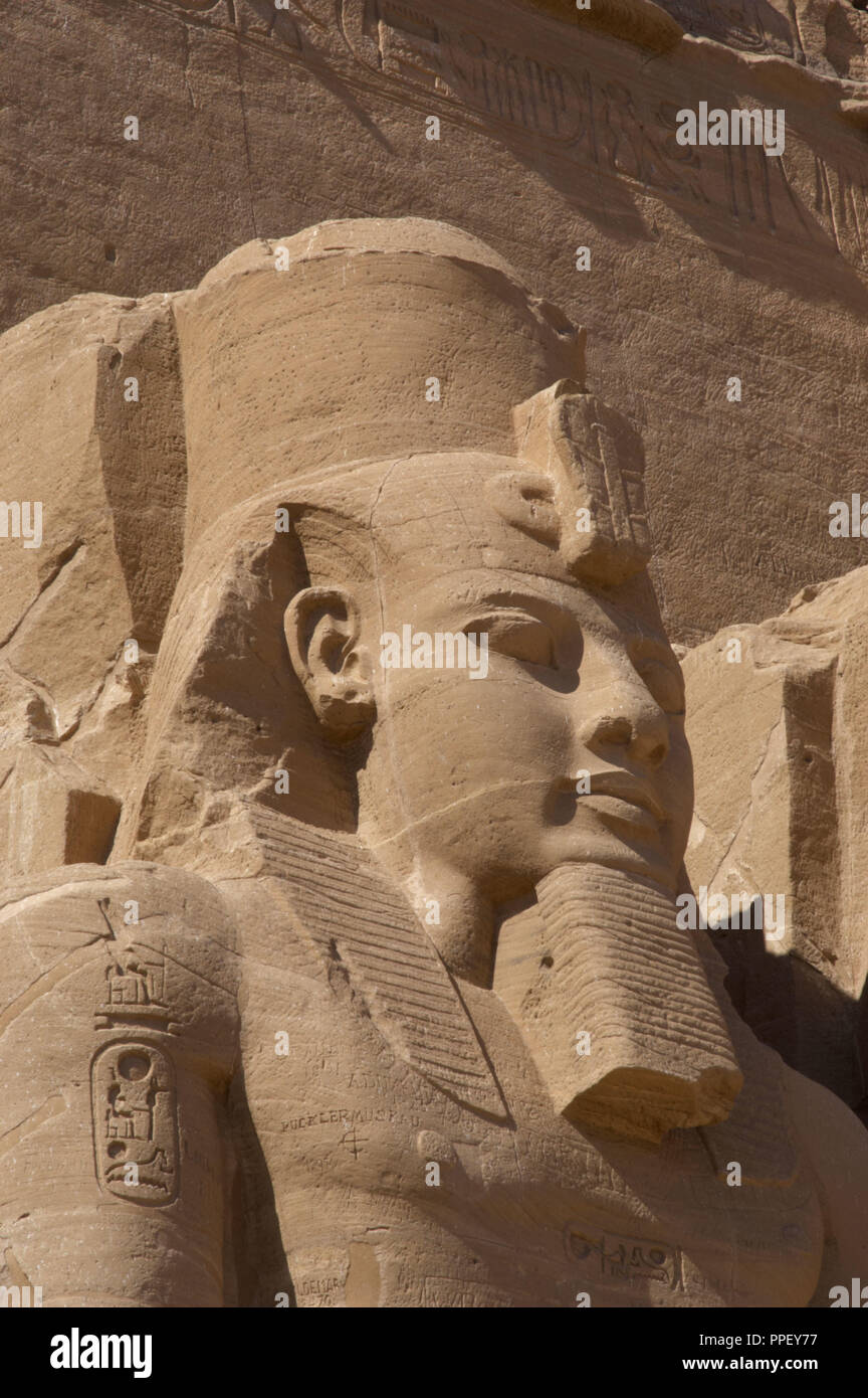 Egyptian art. Great Temple of Ramses II. Colossal statues depicting the ...