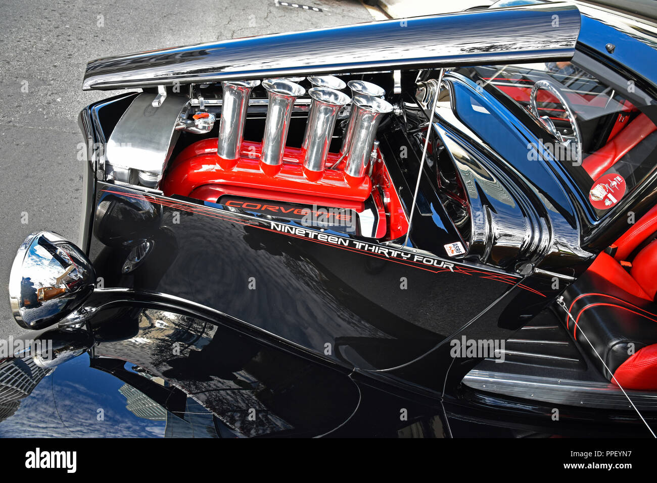 Corvette engine hi-res stock photography and images - Alamy