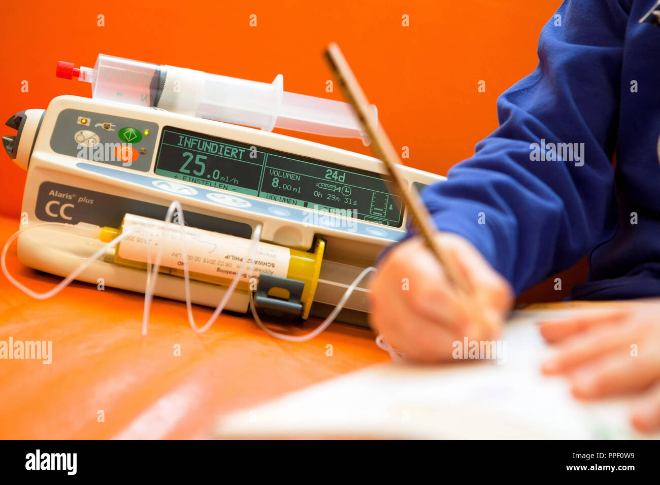 Bedside teaching hospital hi-res stock photography and images - Alamy