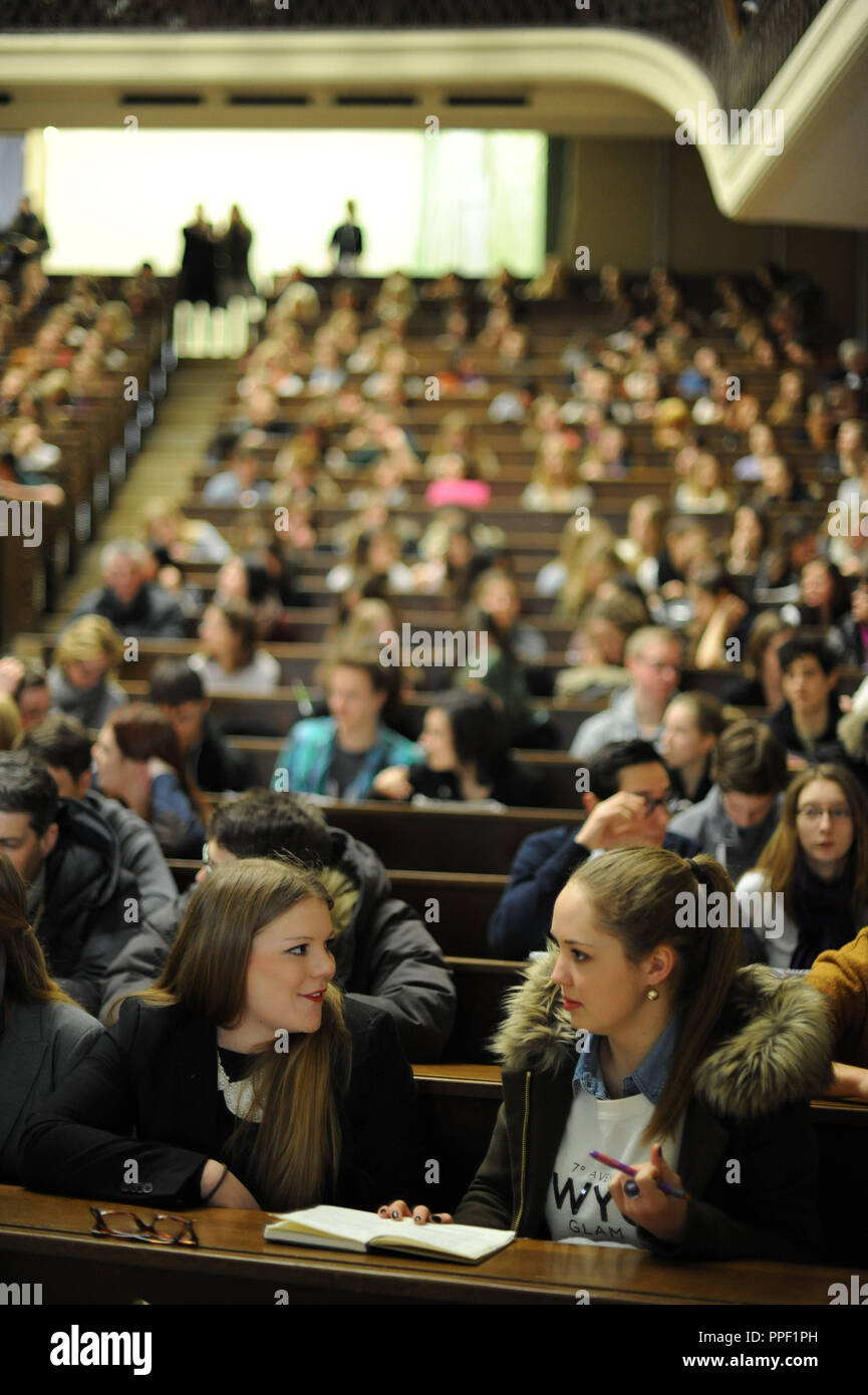 Open day at the Ludwig-Maximilians-University (LMU) in Munich, Germany ...