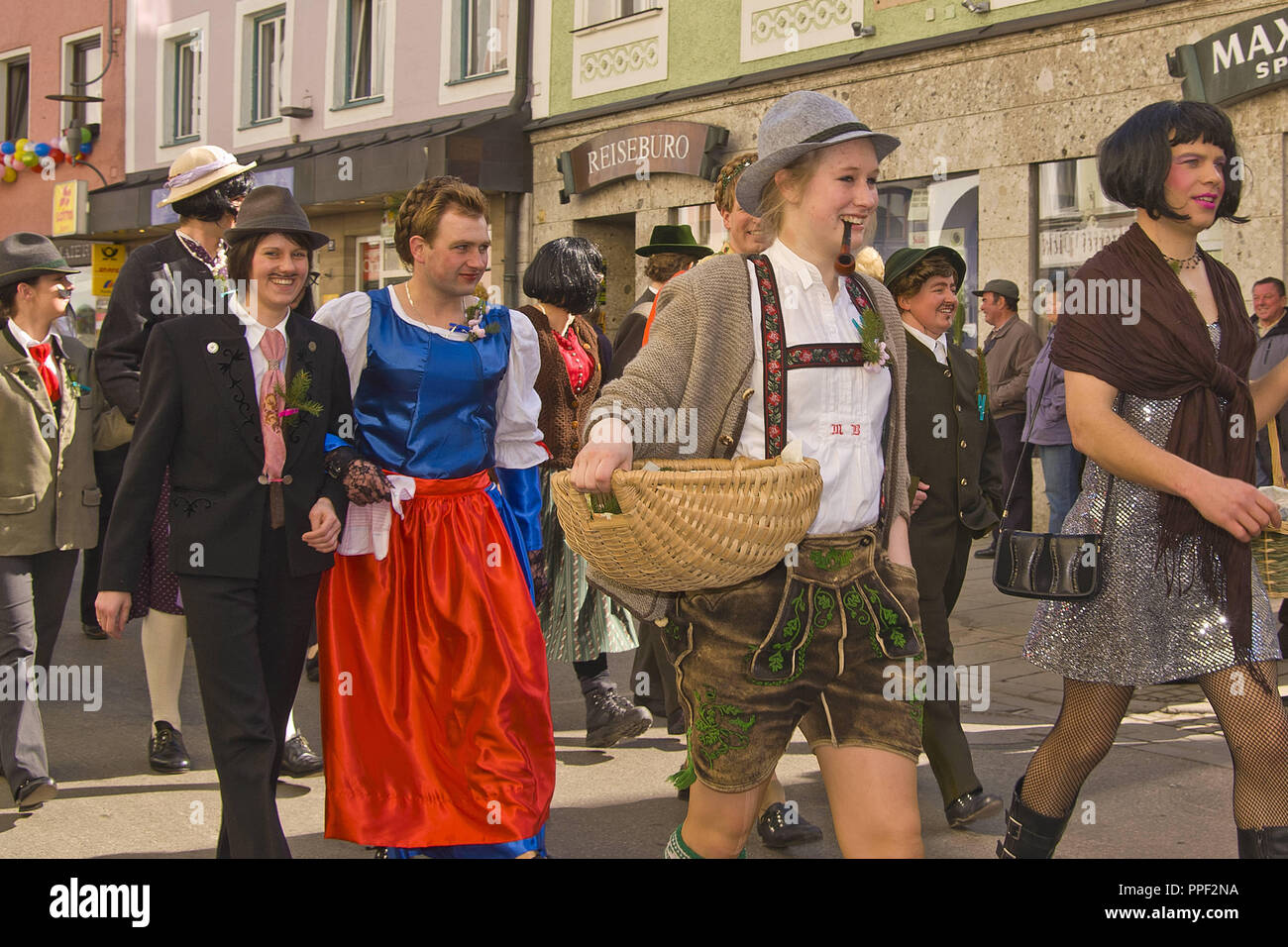 Carnival Wedding in Teisendorf (Trachtenverein D'Raschenberger ...