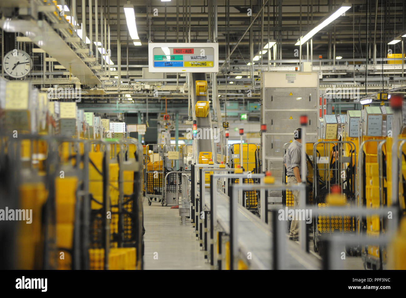 Distribution center of deutsche post hi-res stock photography and ...