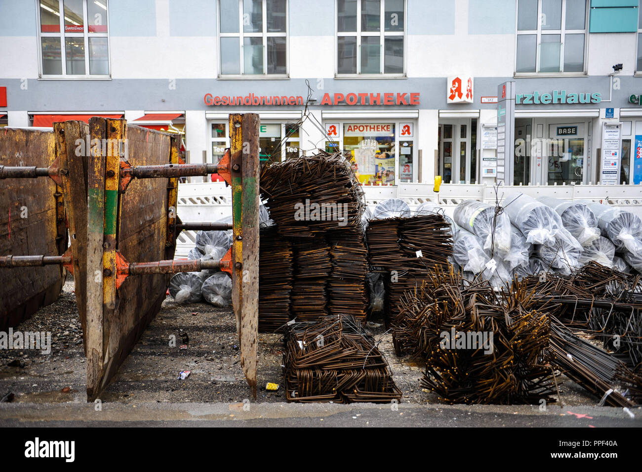 Extensive construction work in the Baeckerstrasse and at the Pasing ...