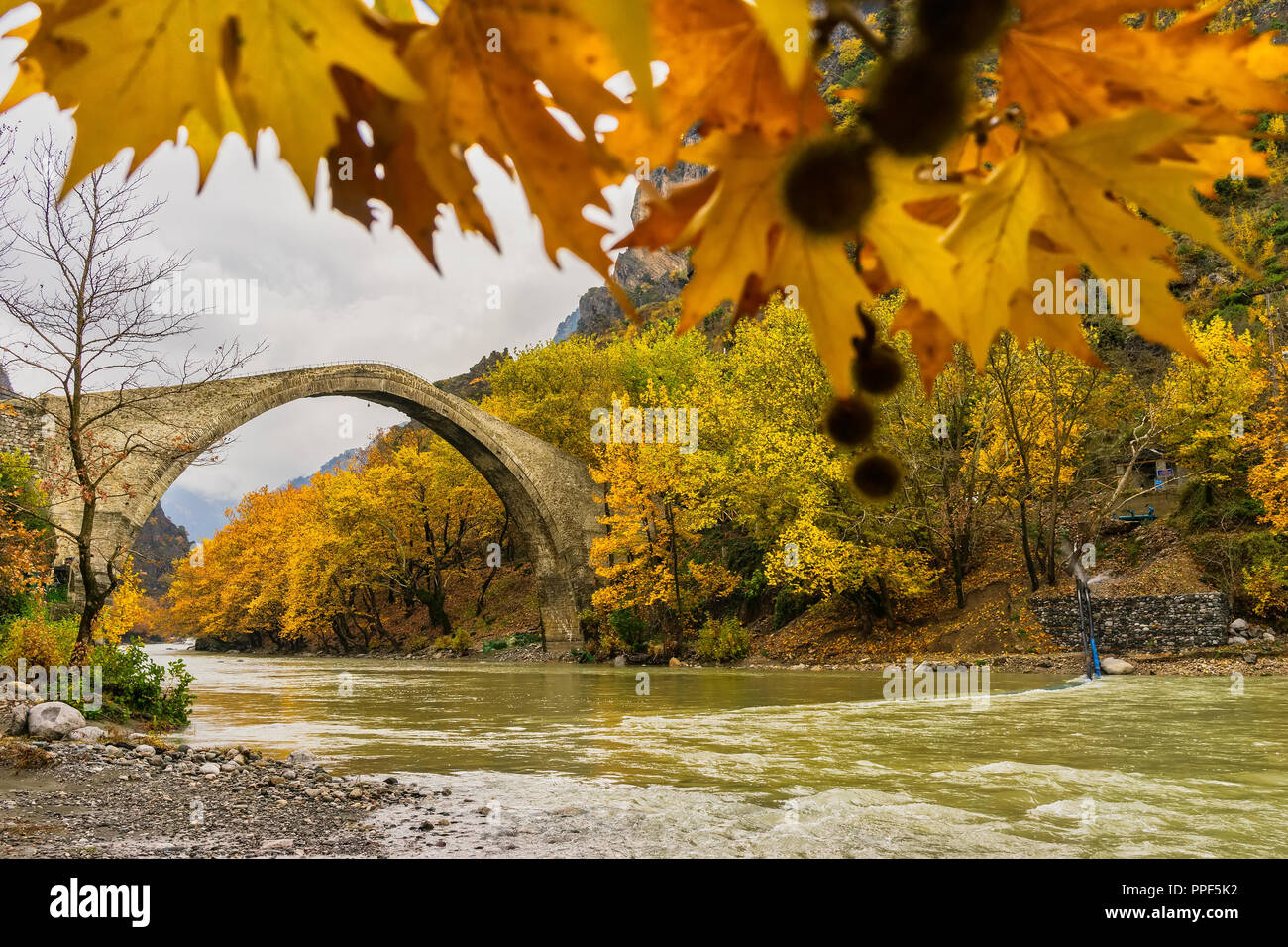Epirus bridge hi-res stock photography and images - Alamy