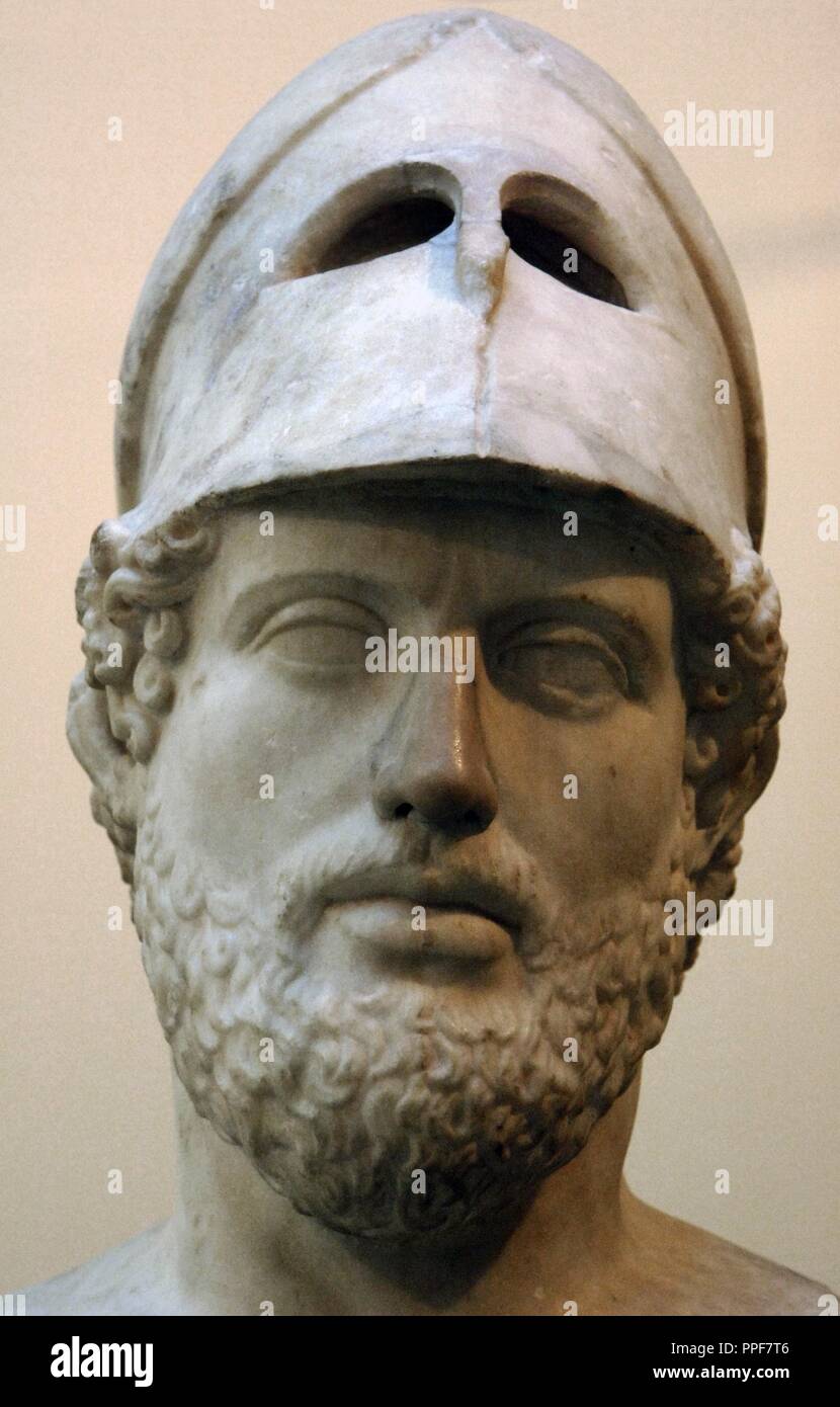 Golden age of athens hi-res stock photography and images - Alamy