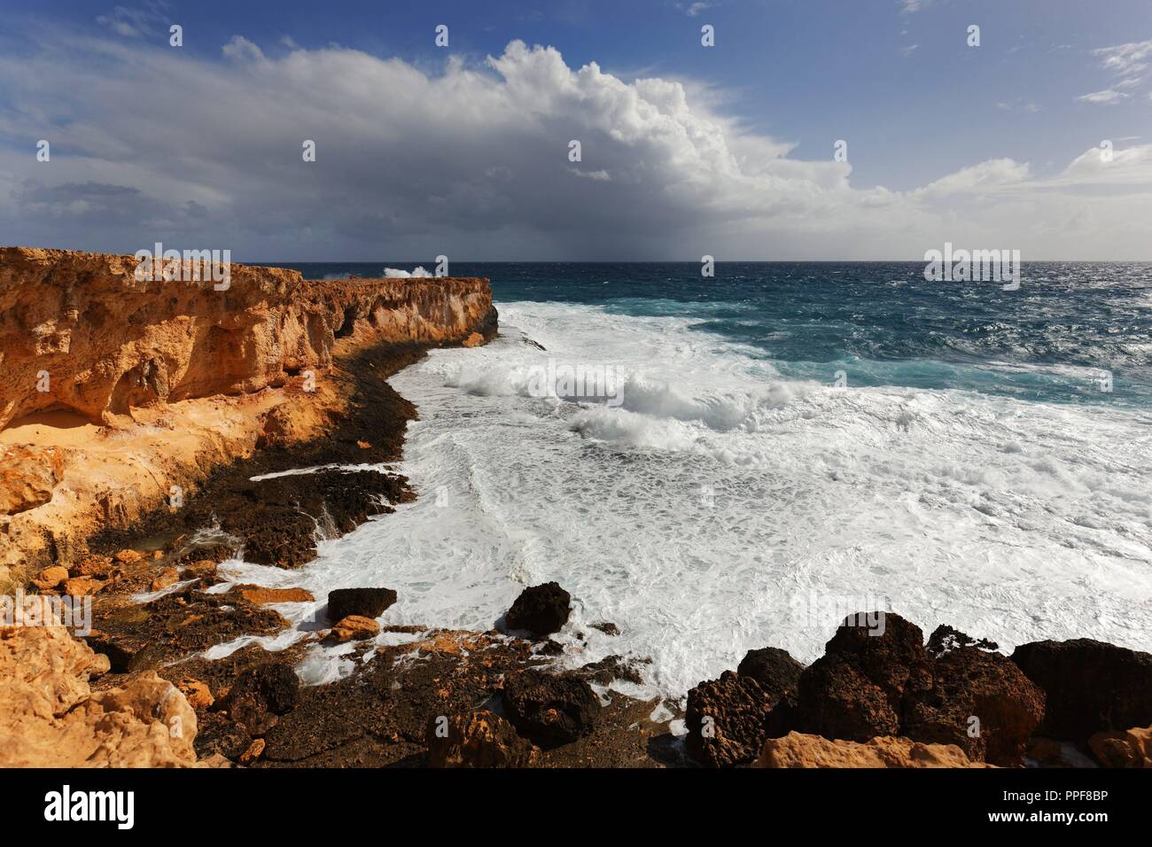 Rugged Australian Coastline, Quobba, The Gascoyne, Western Australia ...