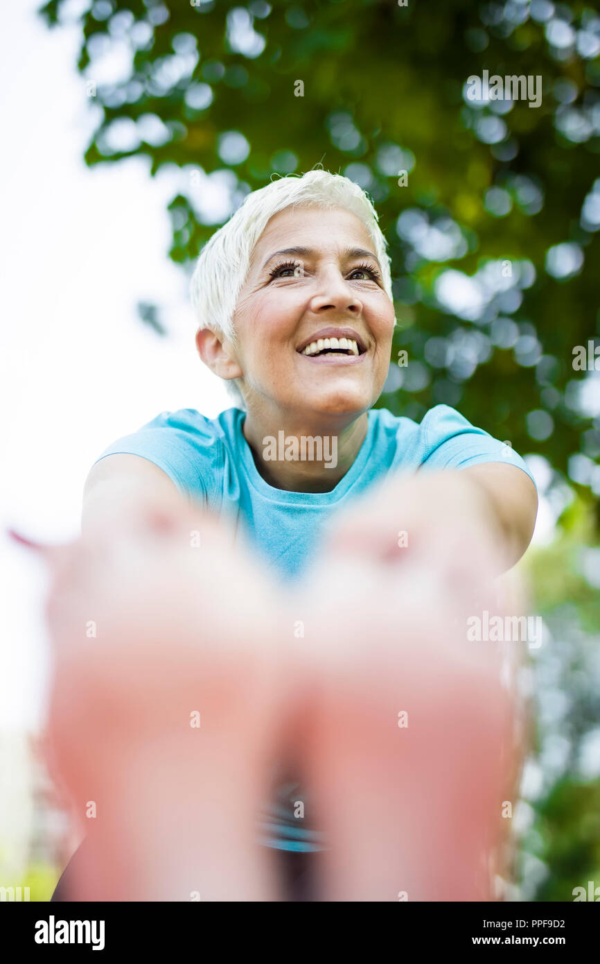Yoga and perspective hi-res stock photography and images - Alamy