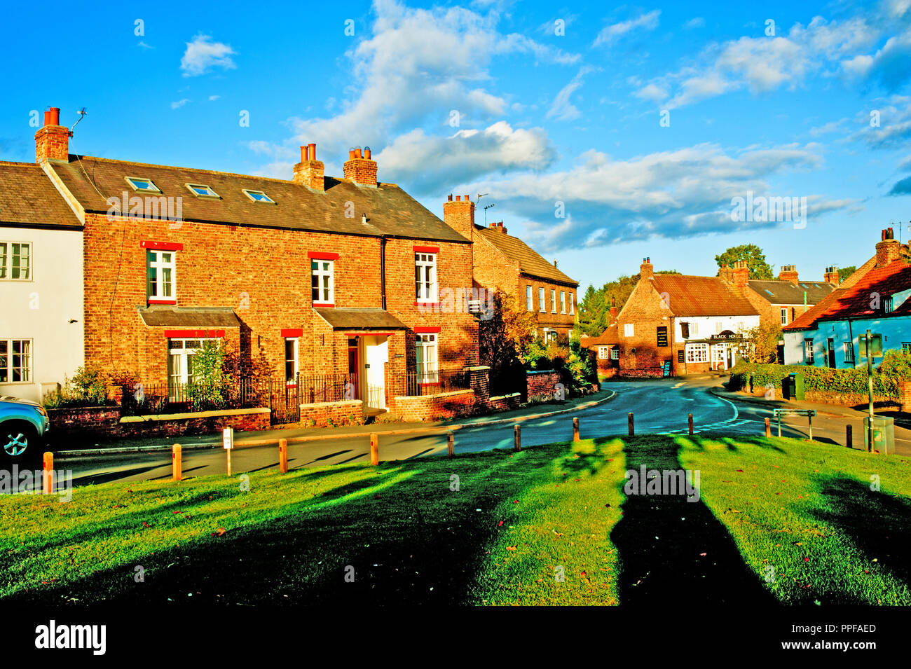 Tollerton hi-res stock photography and images - Alamy