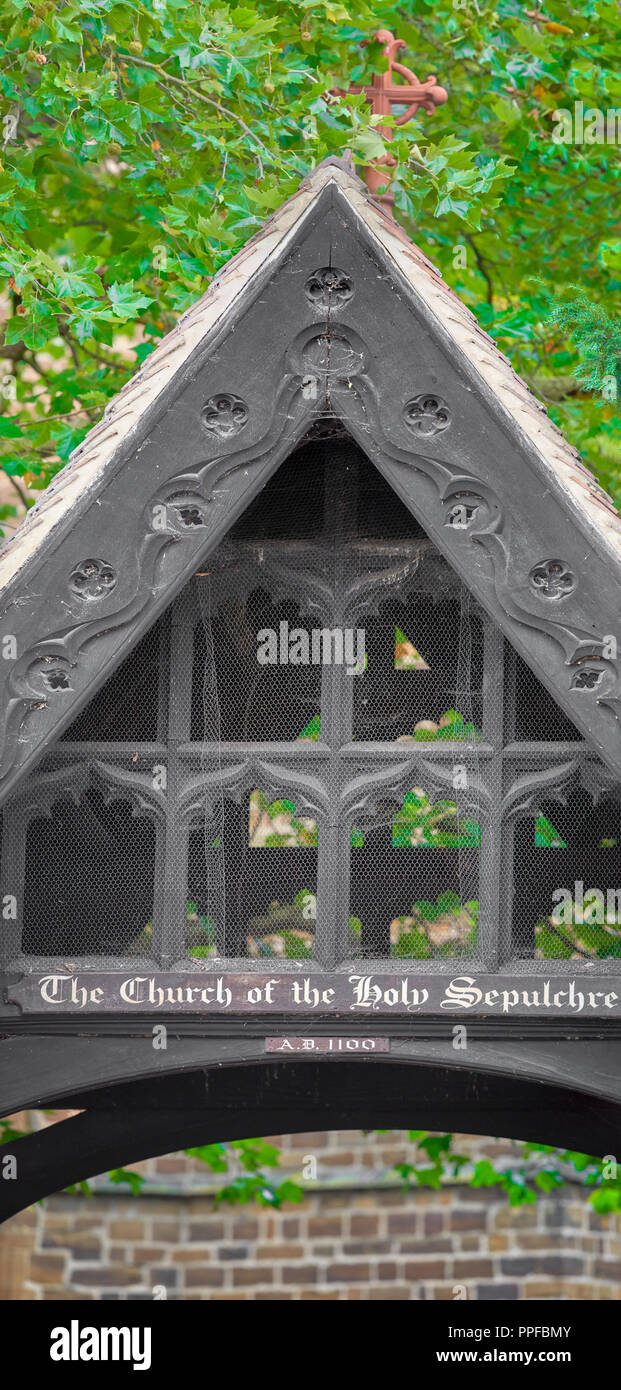 Triangular gateway entrance to the norman built (1100 AD) round church ...