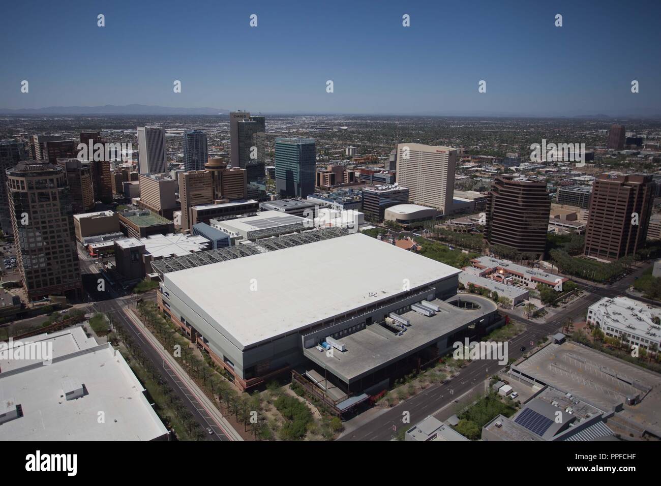 Buildings, downtown Phoenix, skyscrapers, tower, metropolis, big city ...