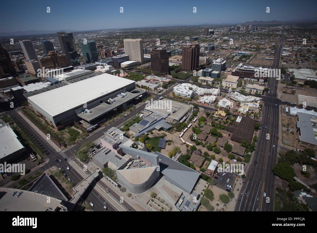 Buildings, downtown Phoenix, skyscrapers, tower, metropolis, big city ...