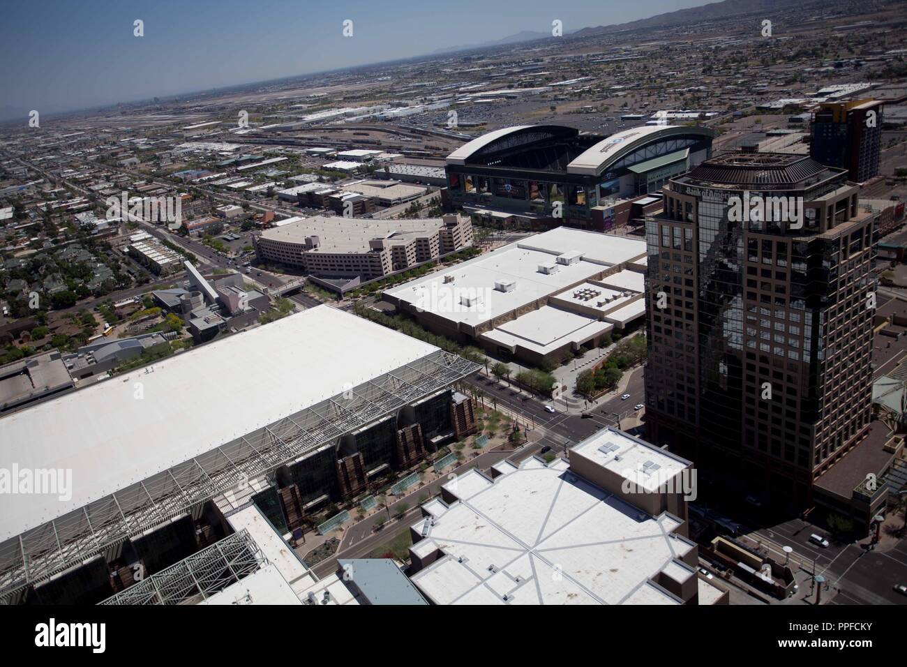 Buildings, downtown Phoenix, skyscrapers, tower, metropolis, big city ...