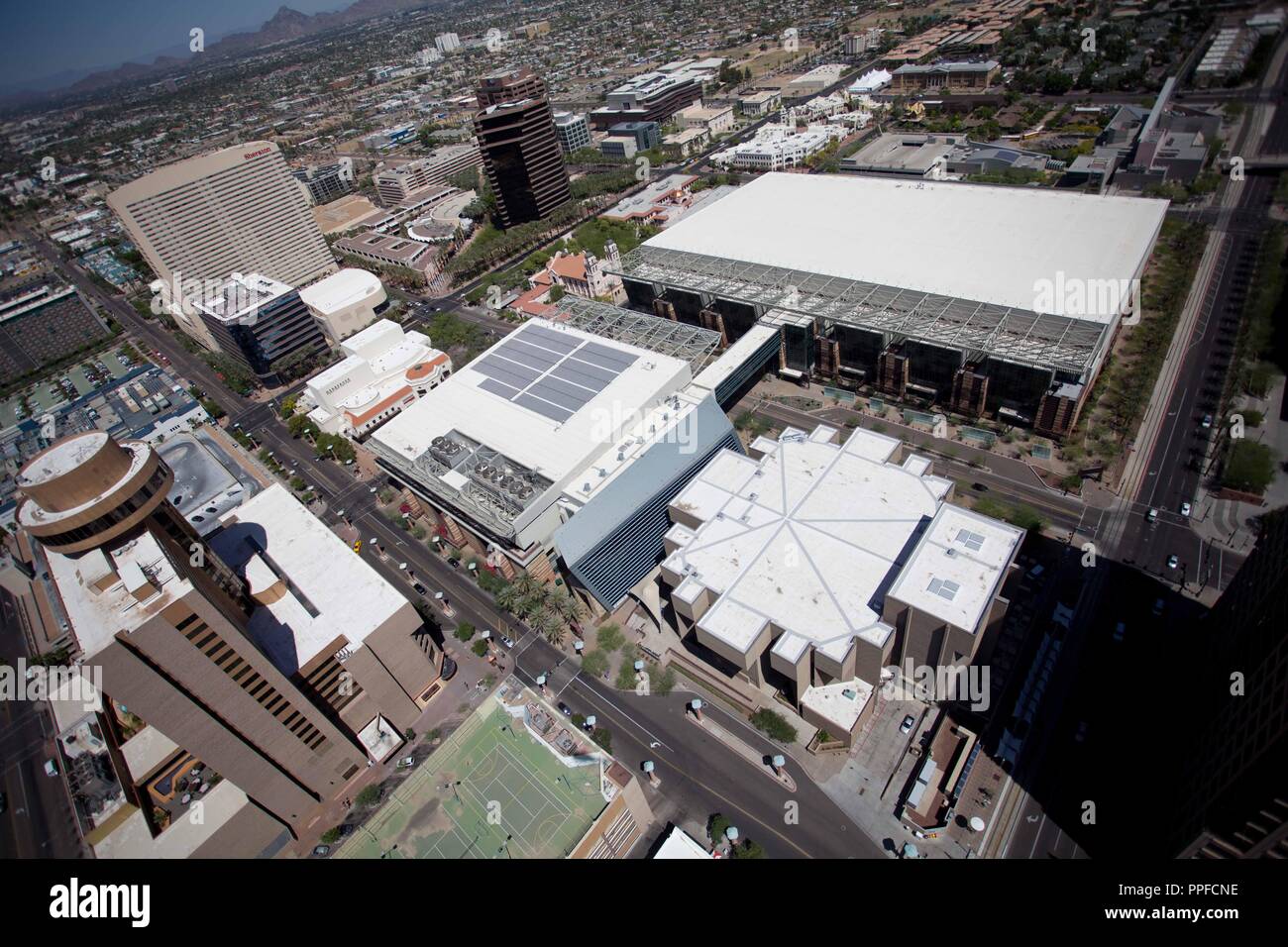 Buildings, downtown Phoenix, skyscrapers, tower, metropolis, big city ...