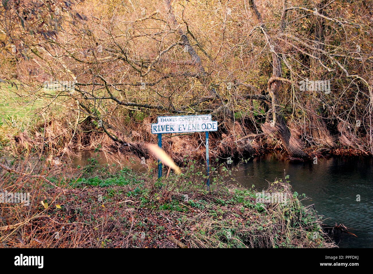 Thames conservancy hi-res stock photography and images - Alamy