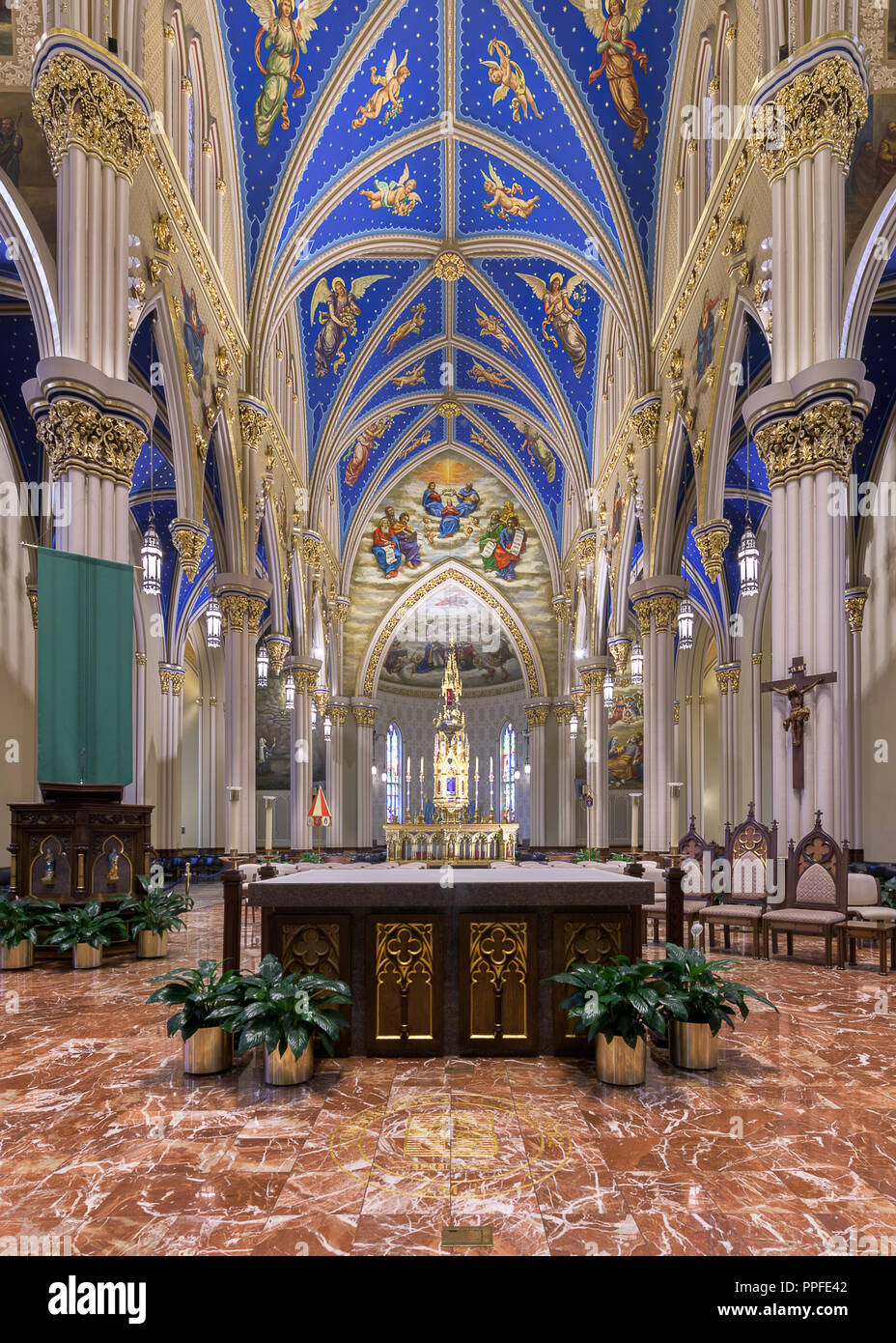 Interior notre dame cathedral altar in hi-res stock photography and ...