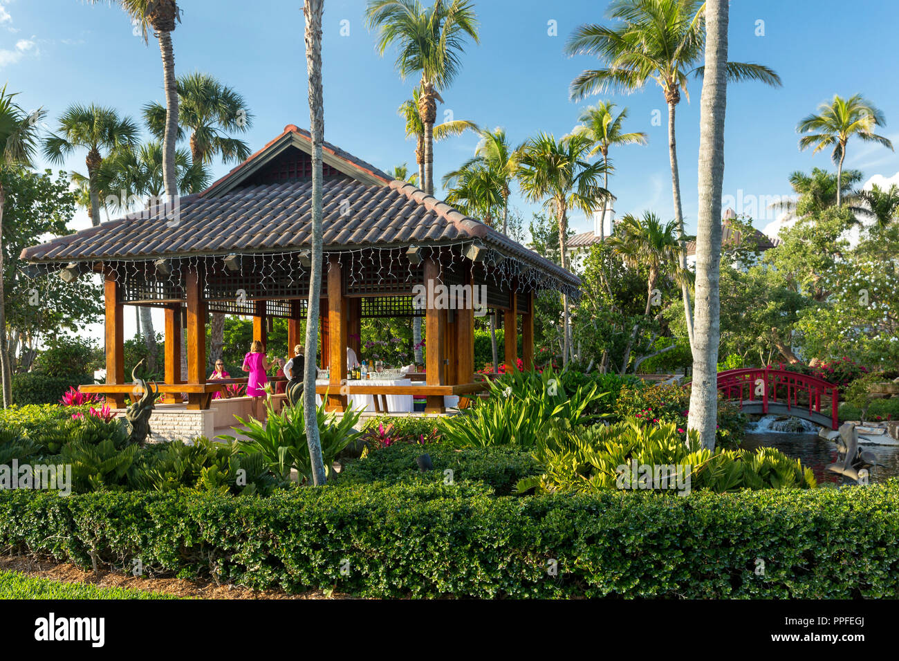 Outdoor garden party, Naples, Florida, USA Stock Photo - Alamy
