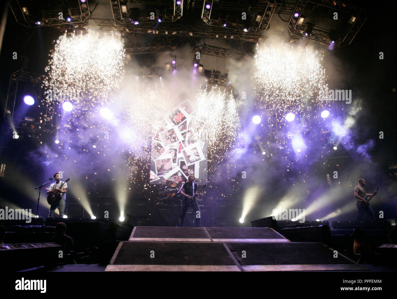 Nickelback hi-res stock photography and images - Alamy