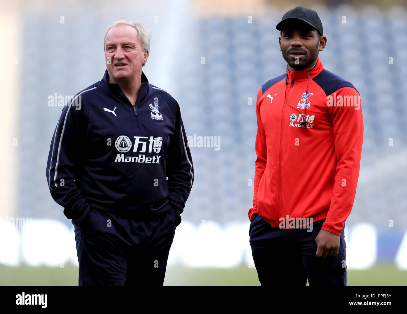 Crystal palaces assistant manager hi-res stock photography and images ...