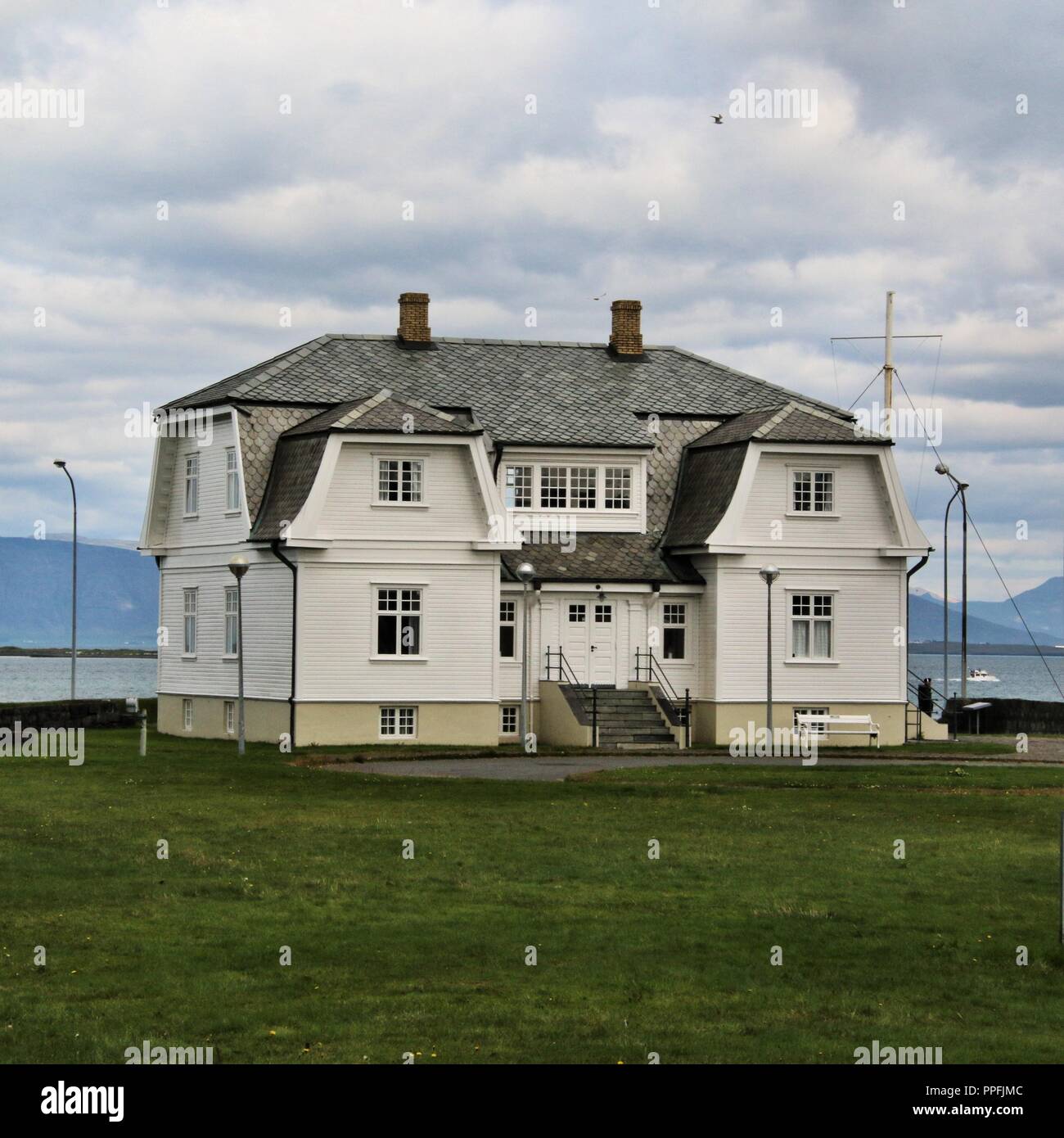 Gorbachev and reagan iceland hi-res stock photography and images - Alamy