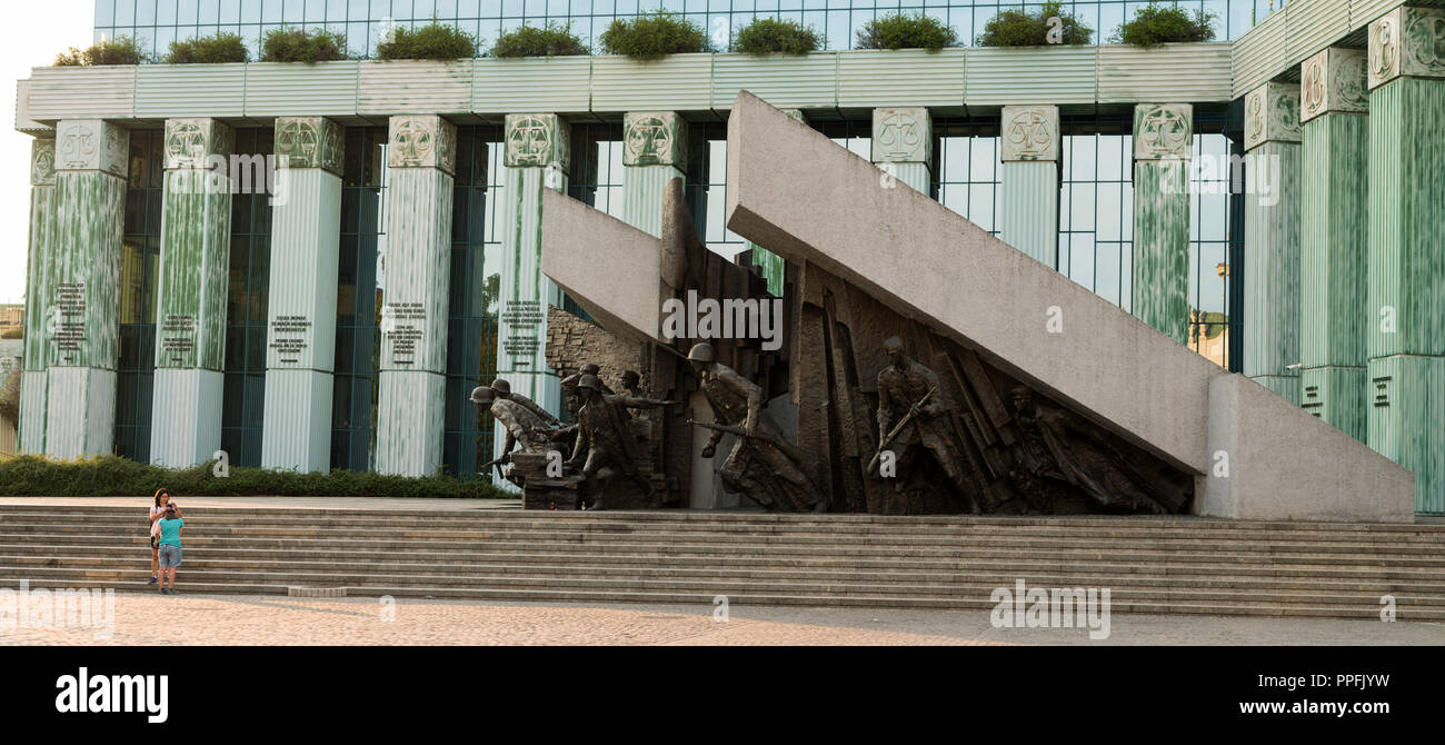 Freedom fighters monument hi-res stock photography and images - Alamy