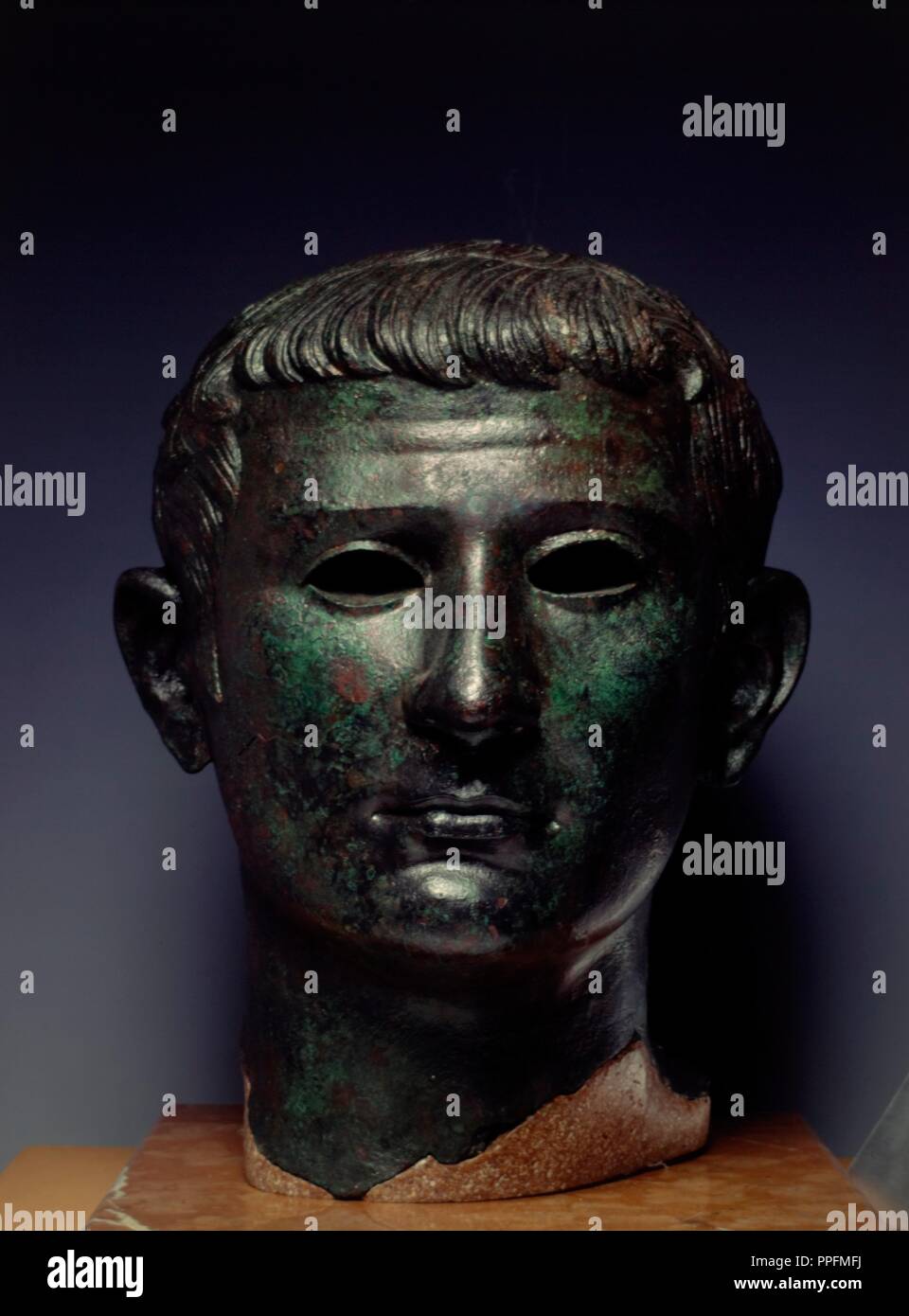 Bronze figurine of roman magistrate hi-res stock photography and images ...