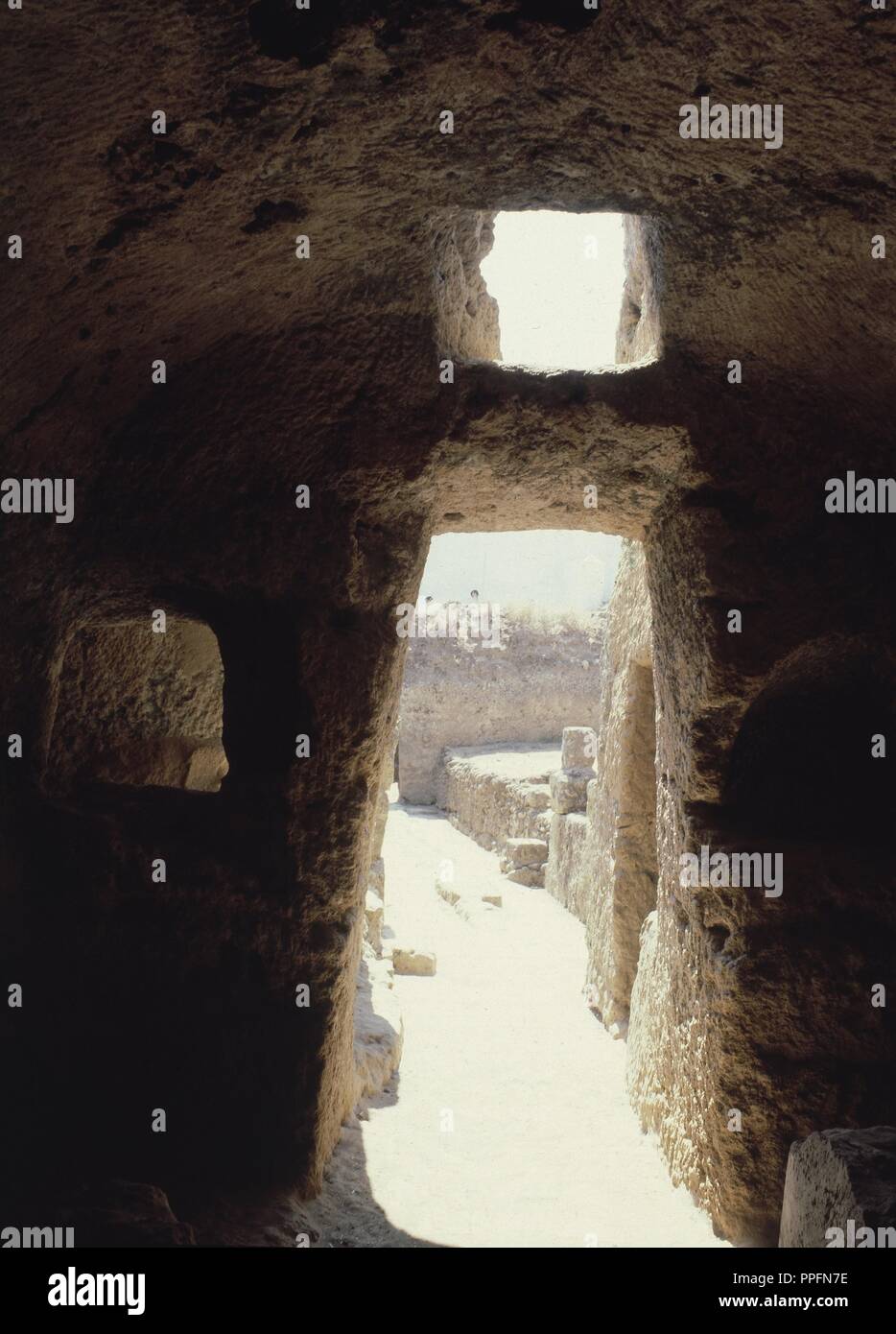 TUMBA DE SERVILIA - SIGLO I AC. Location: NECROPOLIS ROMANA. CARMONA ...