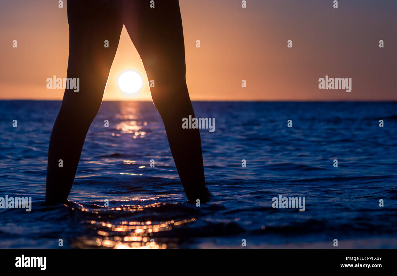 Womens feet hi-res stock photography and images - Alamy