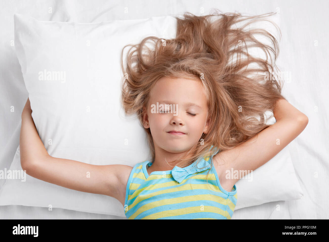 Uncombed hair hi-res stock photography and images - Alamy