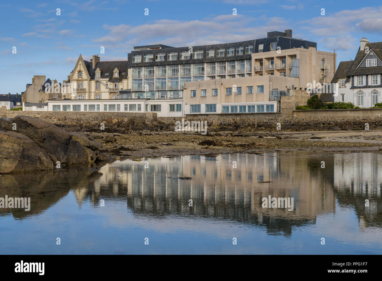Sanitorium on seafront at Roscoff Brittany France Stock Photo - Alamy